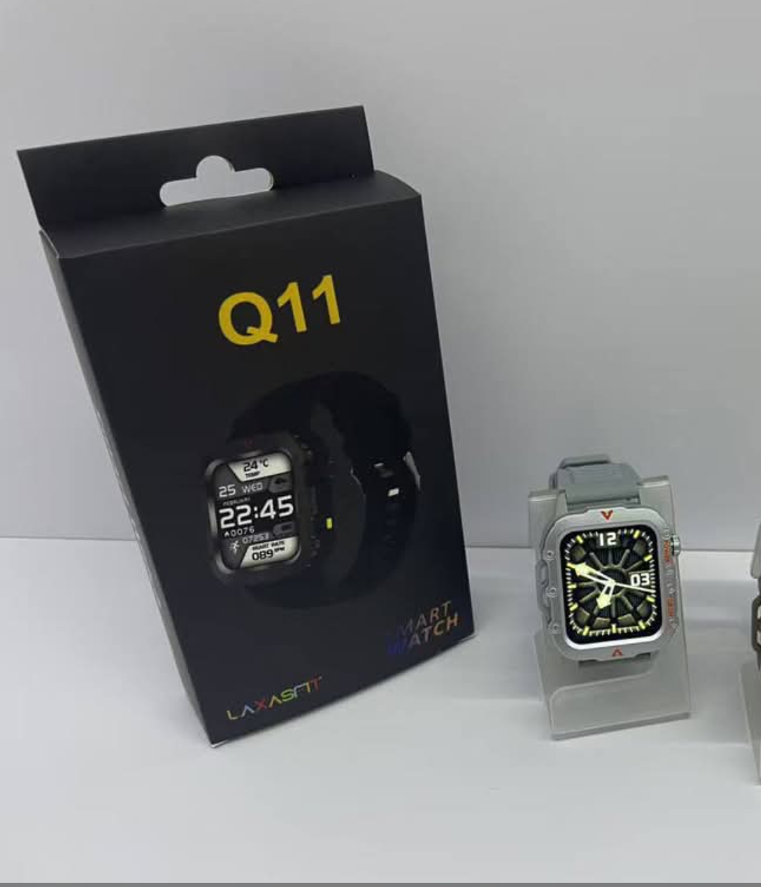 SGSWG11 - Q11 Smart Watch | 1.95 Infinite Display with Magnetic ...